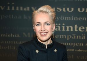 Seiska: Anna Perho osti remonttia vaativan talovanhuksen pienessä ...