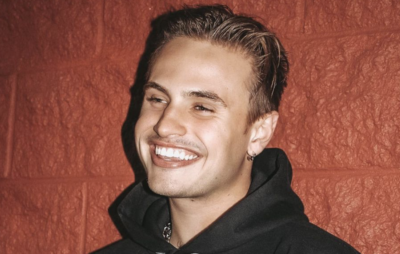 Näyttelijä Daniel Mickelson, 23, on kuollut - sisko julkaisi ...