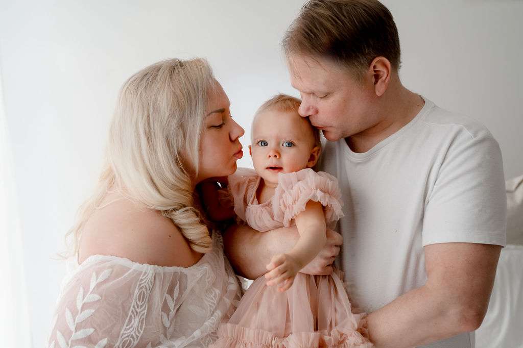 Henna Kalinainen Julkaisi Upean Kuvasarjan Tytt rest n Ja Paljasti