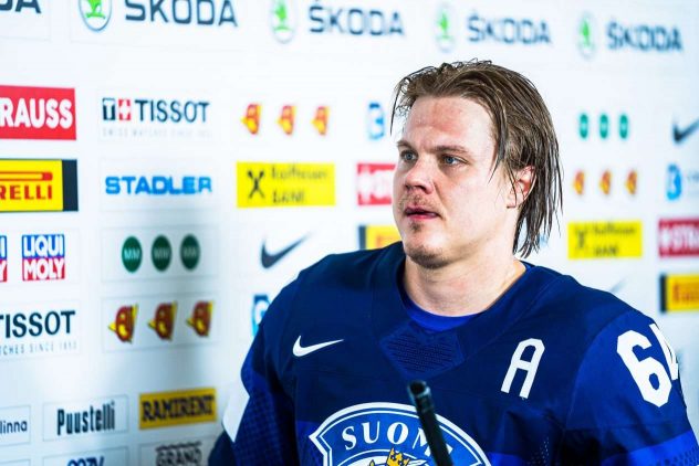 Seiska: Mikael Granlund ja salarakas - Biljardipöydän kunto piti ...