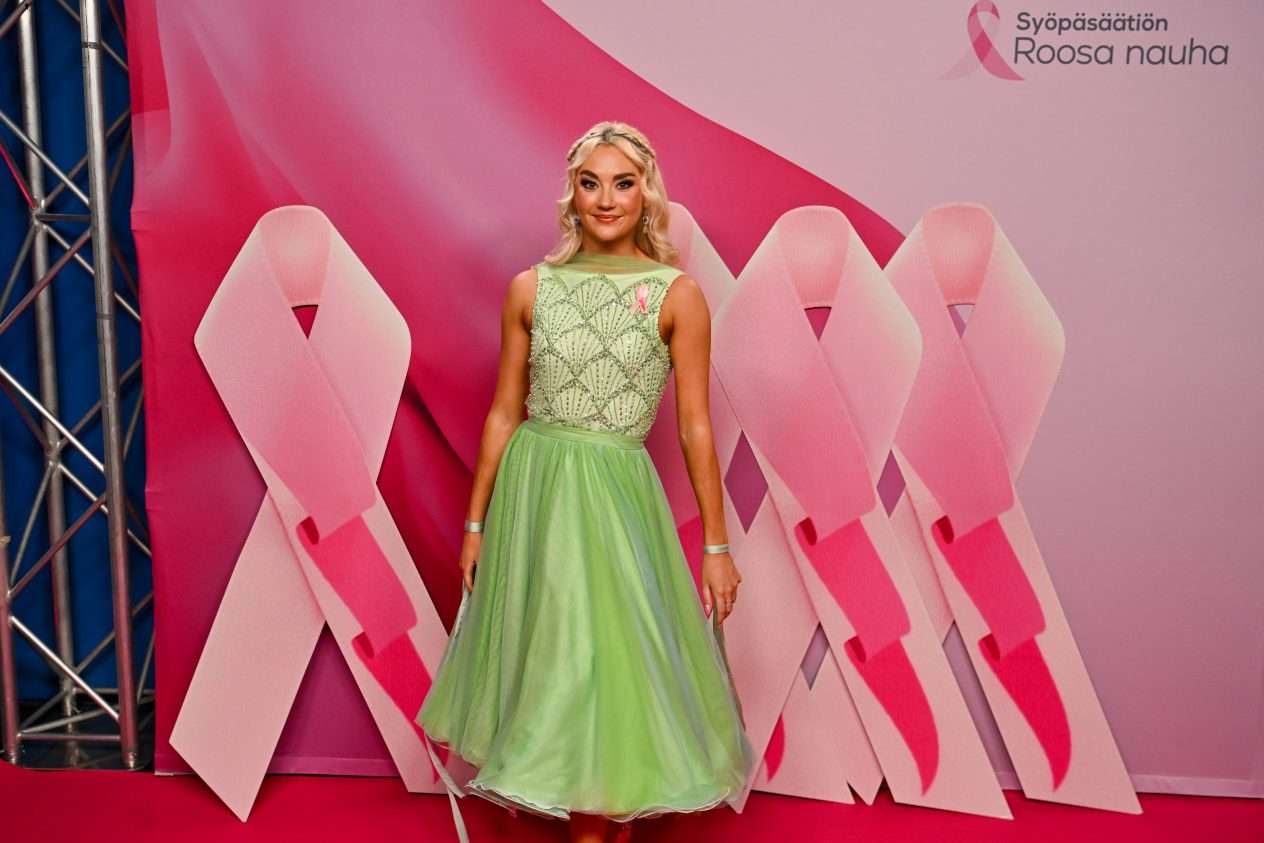 Joel Harkimoon yhdistetty Kastanja Rauhala avautuu seurastaan